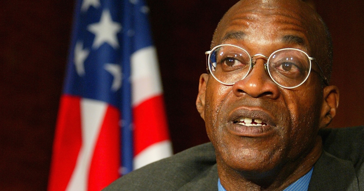 Edwin Moses - New Georgia Encyclopedia